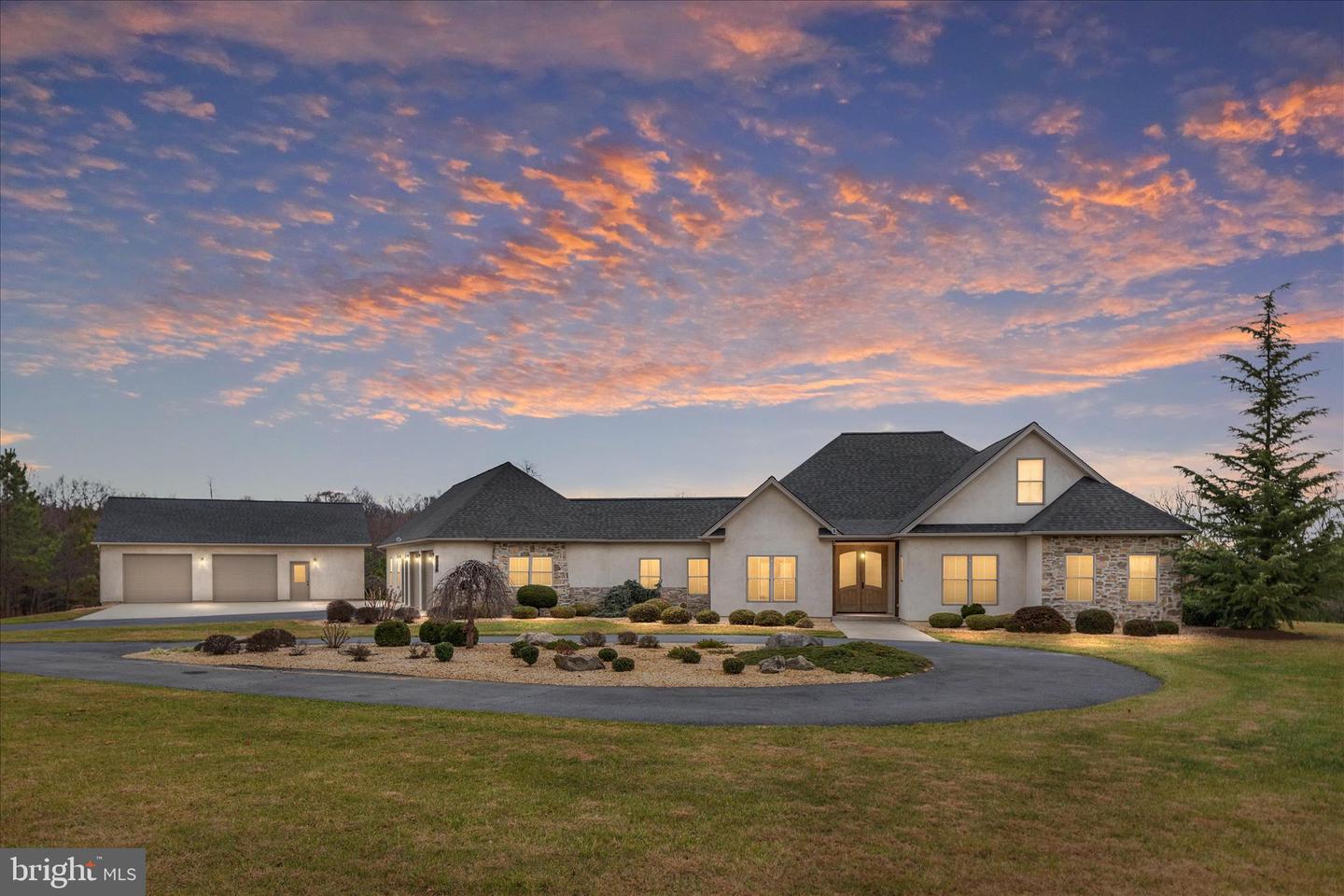 MLS #VARO2002754 - 2996 Hawk Lane Broadway, VA 22815