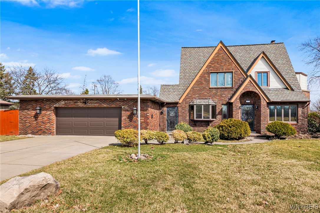 MLS #B1637460 - 3031 Lewiston Road Niagara Falls, NY 14305